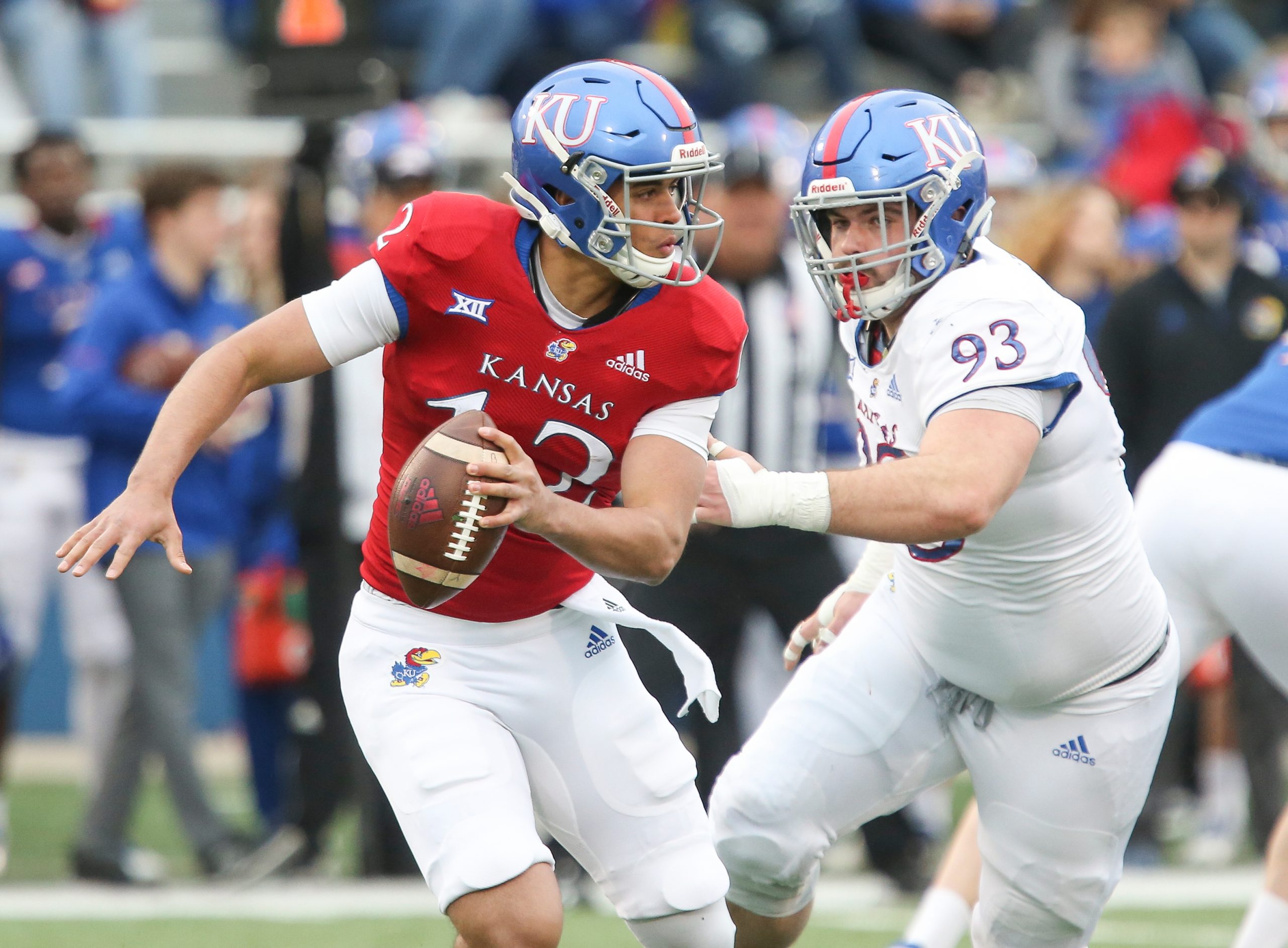 DT Sam Burt plans to return for bonus senior season with KU football ...